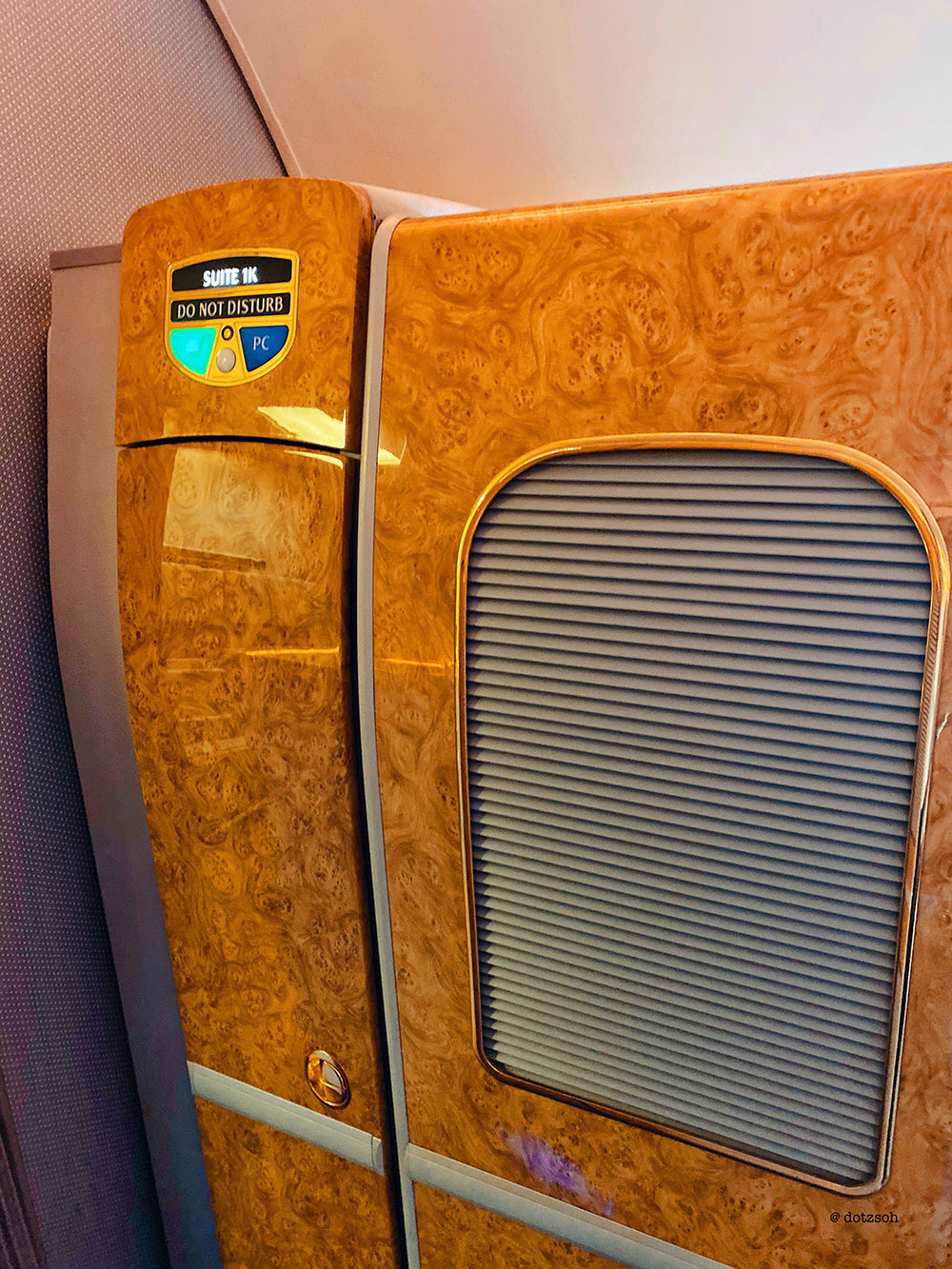 Emirates First Class Review - Dotz Soh